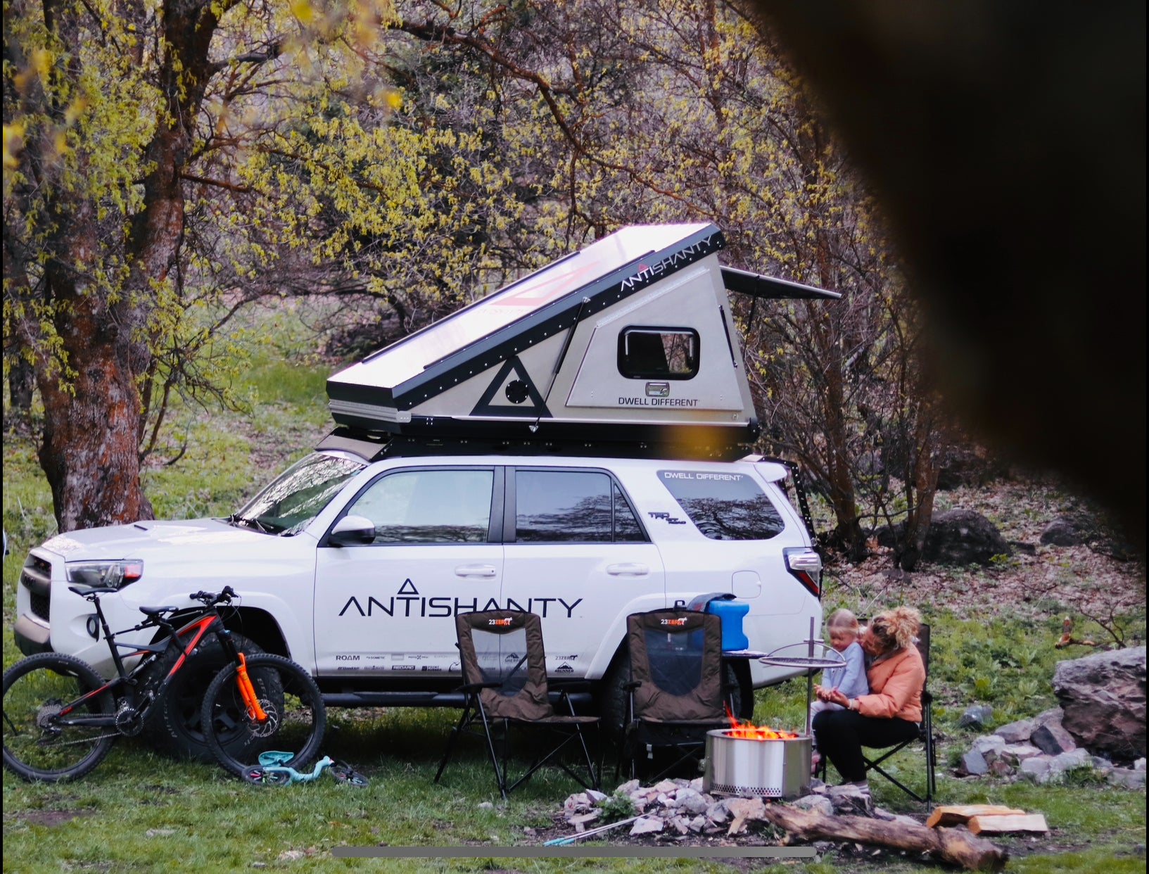 Hard-Sided Roof Top Tent | Lightweight 4-Season RTT for Overland ...